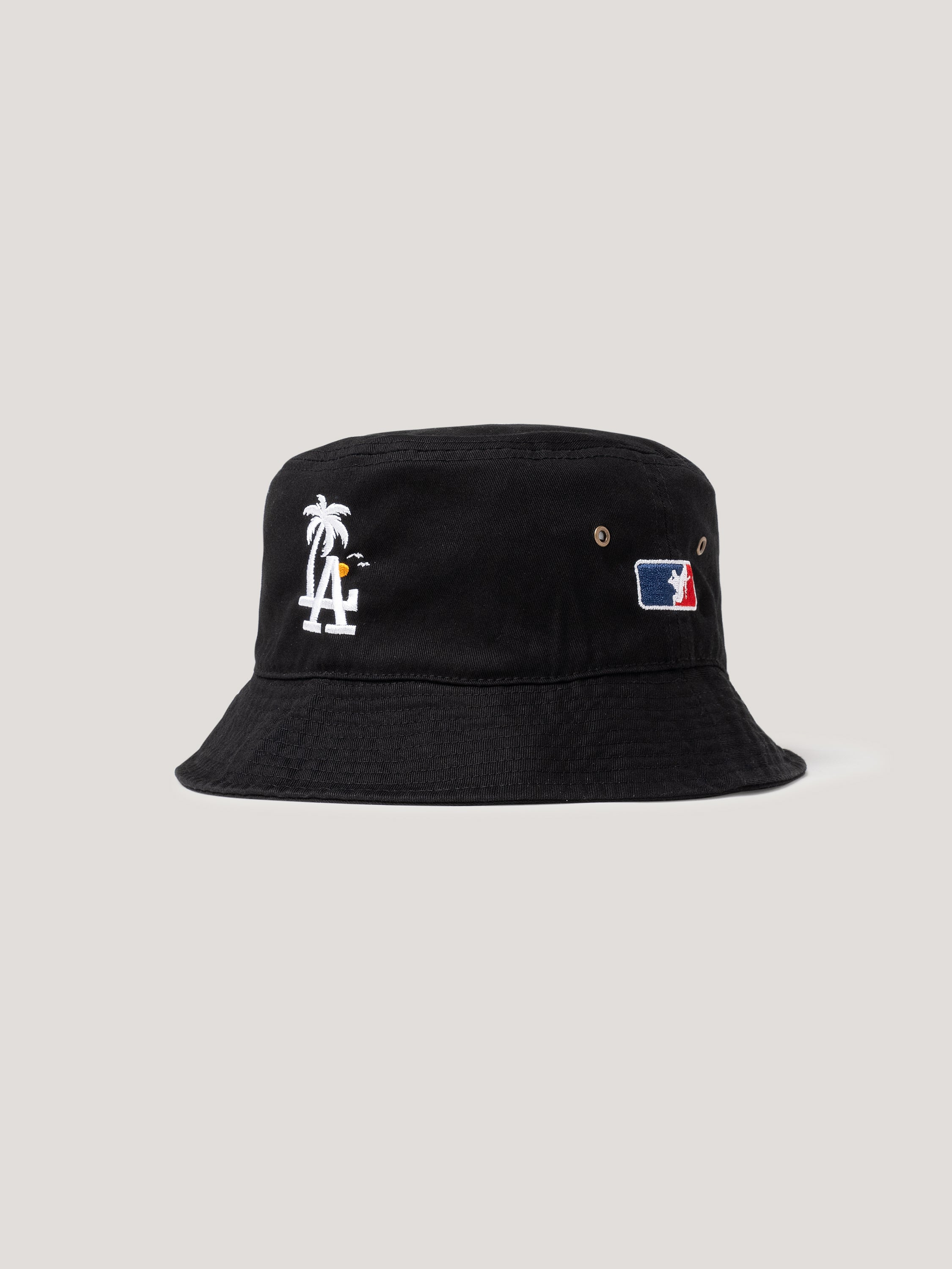 #Iconic Angels Bucket Hat (Black) – SUNSET COAST